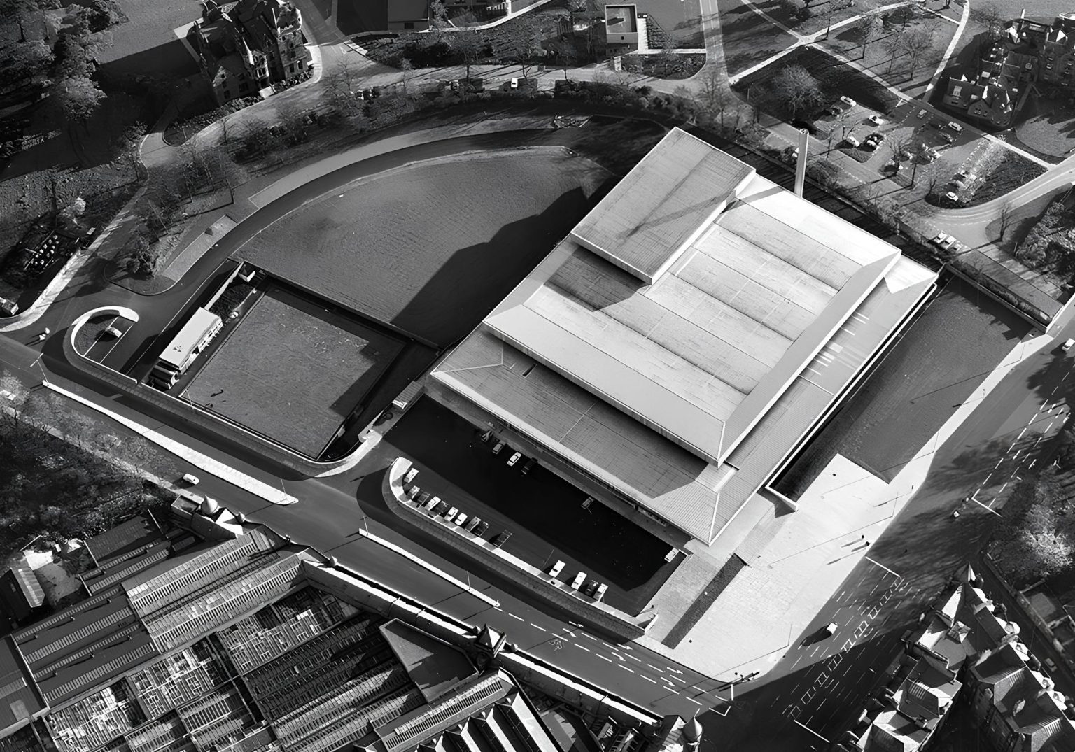Royal Commonwealth Pool