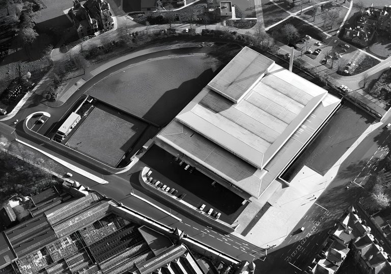 Royal Commonwealth Pool