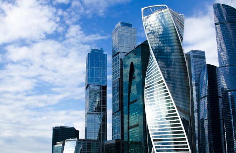10 Amazing Glass Buildings Around The World | RMJM Insights
