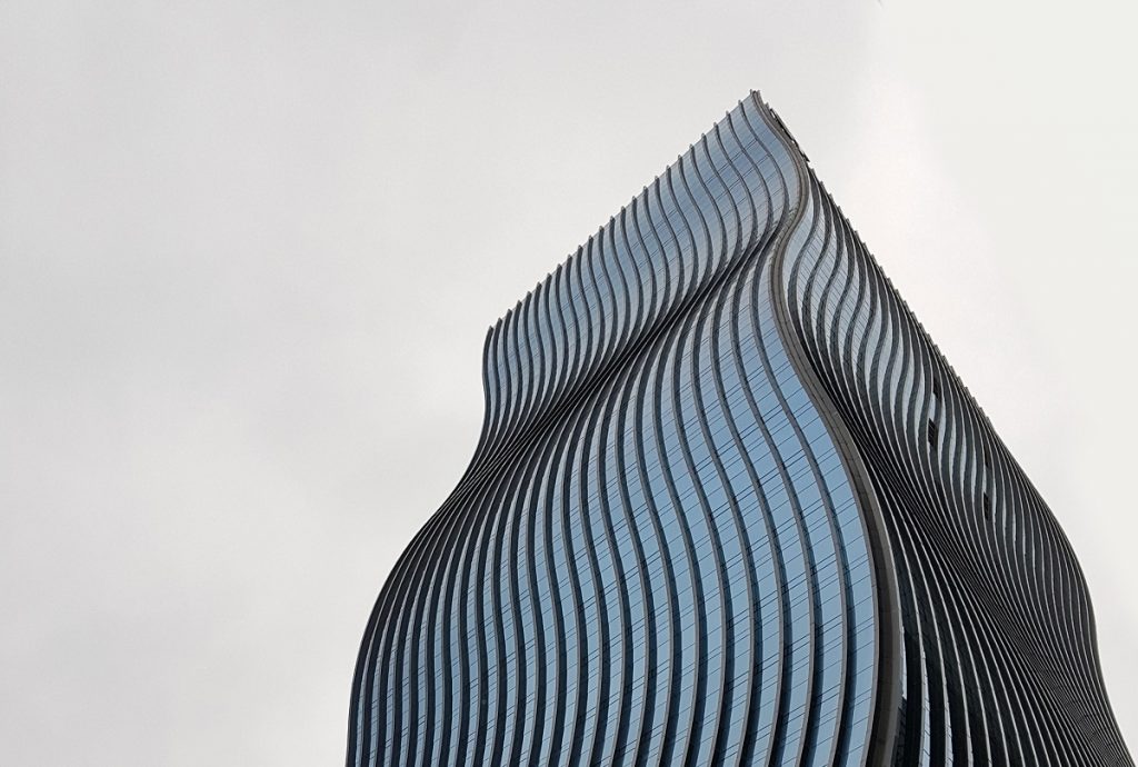 10 Amazing Glass Buildings Around The World | RMJM Insights